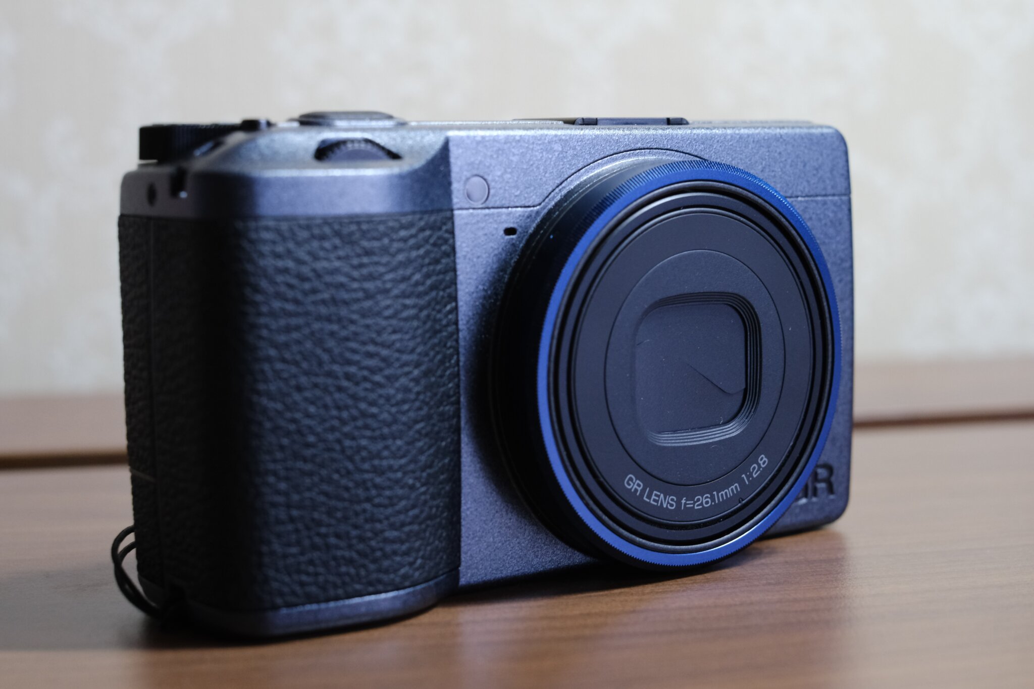 X100VI vs GR IIIx 徹底比較｜子供撮影ならどっち？2台持ちして見えた明確な正解」 | ルーム30